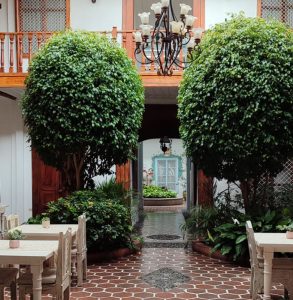 Hotel Inca Real - Símbolo de Tradición Cuencana